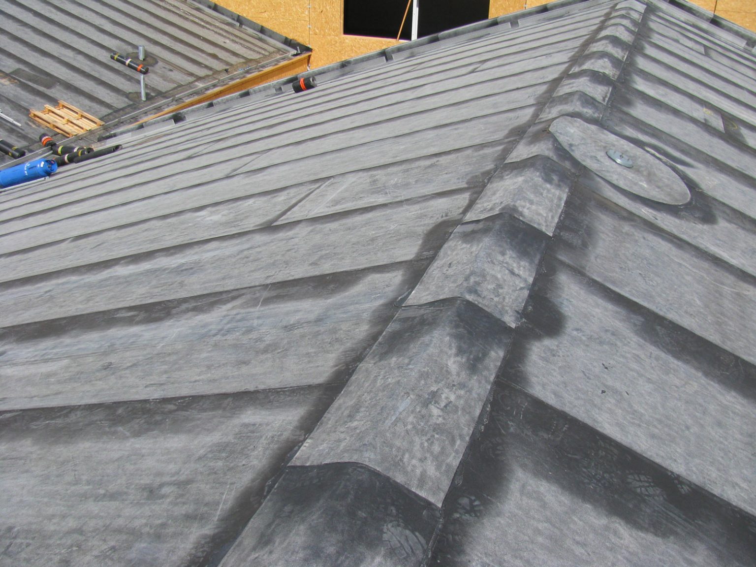 Kunststof dakbedekking - Feenstra Dakbedekking